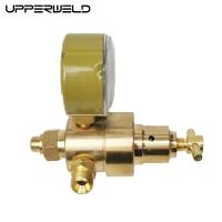 China Double-head Pressure Regulator with Brass Bar Body Material and Adjustable Pressure for sale