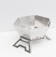 China Portable BBQ Charcoal Campfire Stove with Upper Folding Design 570mm*570mm*300cm for sale