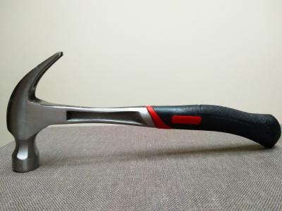 China 600g steel claw hammer (XLHK-0002) with polishing conjoined handle and black color rubber handle for sale