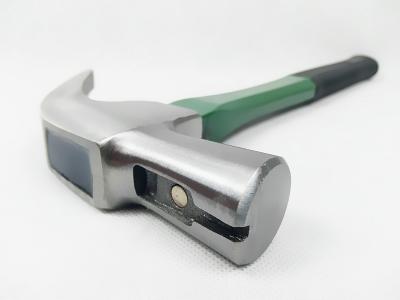 China Industrial Grade Safer And More Durable British Type Carbon Steel Claw hammer with Magnet And Plastic Handle for sale