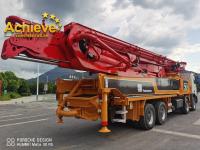 China Putzmeister M56-5 Used Truck Mounted Concrete Pump 5 Section Boom 4 Axle for sale