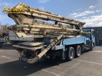 China Used Kyokuto PY120-33 Concrete Pump Truck with 33M Boom for High-Rise Construction for sale