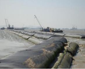 China High Temperature Resistance FILTER Geotextile Dewatering Bags Light Durable For Heavy Duty Filtration Solutions for sale