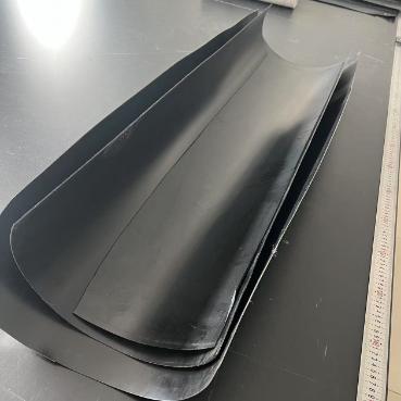 China 1.5mm HDPE Geomembrane Liner With Specialized Chemical Resistance For Mining Heap Leach Pads for sale