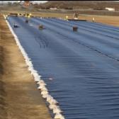 China Puncture Resistant HDPE Geomembrane Liner for Durable Leak Proof Barrier in Agricultural and Industrial Applications for sale