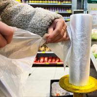China Custom HDPE Plastic Food Packaging Bag Roll Bags Custom Thickness 15kg Load for sale