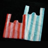 China OK Compost Certified Color Stripped T-Shirt Bags 5-100 Mic Custom Size Shopping Bag for sale