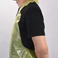 China HONGCHENG Disposable LDPE HDPE Apron 132x80cm Waterproof Eco Friendly Bulk Box for sale