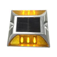 China Traffic Safety Highway Pavement Marker Light Waterproof Reflective Aluminium LED Cat Eye Lane Divider Solar Powered Road Studs for sale