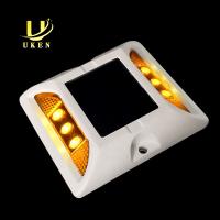 China Bluetooth Solar Raised Pavement Markers Synchronous Cast Aluminum Crosswalk Stud for sale