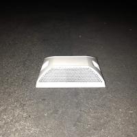 China Driveway Cat Eye Road Reflector Night Safety Reflective Raised Pavement Marker for sale