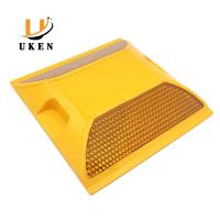 China Traffic Safety Plastic Road Stud High Reflection Double Sided PMMA 100*20mm for sale