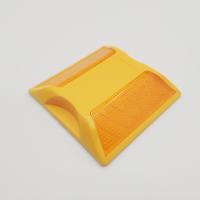 China Warning Solar Powered Road Marker High Reflection Line Single Double Faced for sale