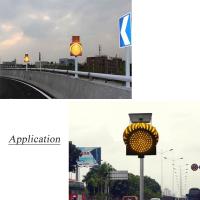 China Solar Powered Traffic Warning Light Yellow Flashing LED Road Safety Signal for sale