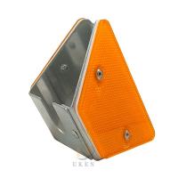 China Highway Guardrail Delineator Reflector Trapezoidal Barrier Indicator for sale