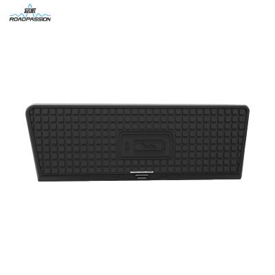 China Audi A6L A7 2014-2018 Car Wireless Charging Pad For Car Magnetic Phone Charger Retrofit for sale