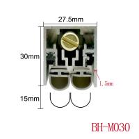 China Automatic Aluminium Door Bottom Seal With Retraction Adjustment 915mm Length for sale