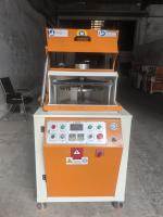 China Semi-Automatic Vacuum Centrifugal Casting Machine 1.5kW 18 Inch for Zinc Alloy Lapel Pin Medal for sale