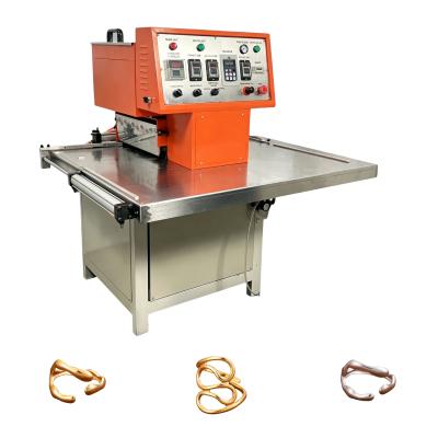 China Scarf Ring Vacuum Centrifugal Casting Machine Decorative Fasteners Production Equipment for sale
