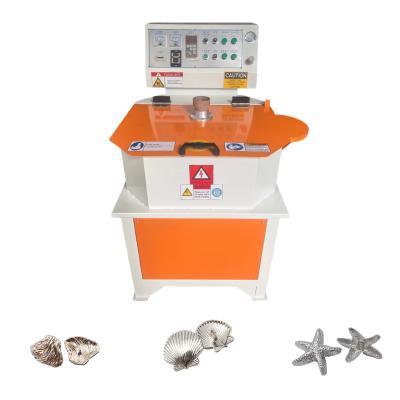 China Zinc Alloy Beach Decorations Manual Centrifugal Casting Machine for sale