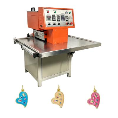 China Vacuum Centrifugal Casting Machine for Zinc Tin Lead Alloy Simple Heart Metal Pendant Casting Equipment for sale