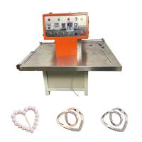 China Zamak Alloy Buckle Manufacturing Consistent Vacuum Full Automatic Polished Metal Buckle Centrifugal Casting Machine for sale