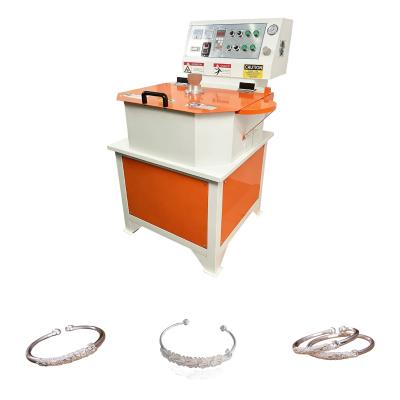 China Manual Spin Casting Machine for Bracelet Brand Jewelry Fashion Accessories Metal Bracelet Spin Casting Machine for sale