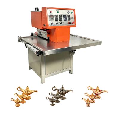 China Fully Automatic Centrifugal Casting Machine for Palace Banquet Decorations Craft Ornaments for sale