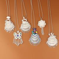 China Full Automatic Zamak Alloy Vintage Peacock Necklace Pendant Spin Casting Machine for sale