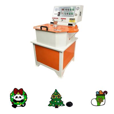 China Manual Version Spin Casting Machine for Christmas Zinc Alloy Brooch Pin Zamak Spin Casting Christmas Gift Metal Badge for sale
