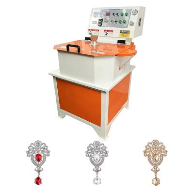 China Centrifugal Casting Equipment for Crystal Brooch Production Lead-Zinc Alloy Fashion Pin Manufacturing for sale