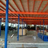 China 5000kg Capacity Storage Mezzanine Platform SGS Warehouse Mezzanine Flooring Rack Custom Size for sale