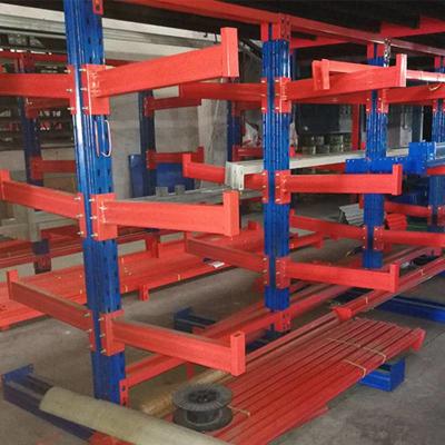China Medium Duty Cantilever Pallet Racking Q235B Steel Customizable 500kg Capacity for sale