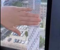 China Resin Coating Window Fly Screen Durable Fiberglass Material for sale