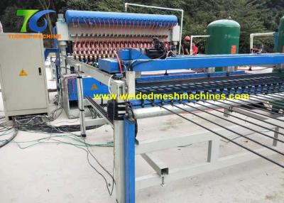 China 9.0T Pre Cut Wire Mesh Fencing Machine 2.5M Width 60 Times / Min for sale