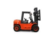 China Custom Made Vmax 5 Ton Diesel Engine Forklift With Chinese Engine for sale