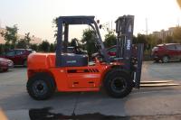 China Orange Electric Diesel Powered Forklift China Engine Chaoyang 6102 Euro II for sale