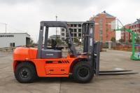China Orange Diesel Powered Forklift , 8 Ton Forklift Equipment CPCD80 for sale