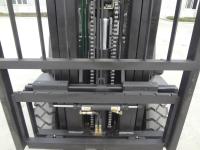 China 3 ton CPCD30 three mast with ISUZU engine forklift for sale