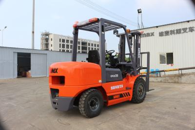 China 3 ton capacity diesel engine forklift truck CPCD30 with closed cabin with air condition ISUZU Mitsubishi engine optional for sale