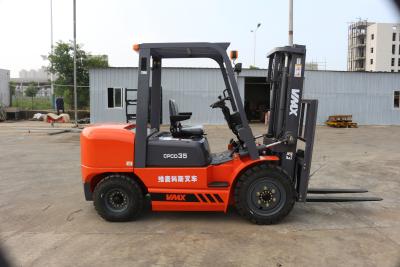 China Material Handling 3 Stage 6m Diesel Operated Forklift for sale