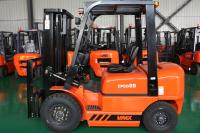 China Sideshift Rough Terrain 2500kgs Diesel Powered Forklift for sale
