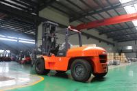 China Automatic Transmission Diesel Powered Forklift 10 Ton Capacity Penumatic / Solid Tyres for sale