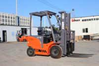 China AC Motor Forklift Lifting Equipment Loading Capacity 1800kg With Pneumatic Tire for sale