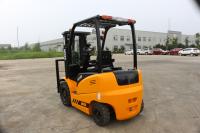 China CPD20 2 Ton Four Wheel Electric Warehouse Forklift Heavy Duty Warehouse Stacker Forklift for sale