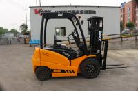 China 2 Ton Four Wheel Electric Forklift Heavy Duty Warehouse Stacker Forklift for sale