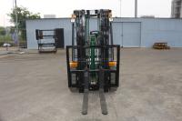 China Automatic Industrial Lift Truck Electric Fork Truck Warehouse 1 - 3.5 Ton CPD20 for sale