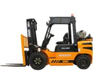 China 3000KG LPG Forklift Hydraulic Transmission / Sit Down Forklift With Gasoline Engine for sale