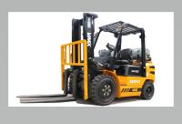 China 3000KG LPG Forklift Hydraulic Transmission / Sit Down Forklift With Gasoline Engine for sale