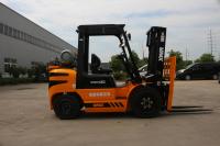 China Manual Automatic LPG Forklift Truck With IMPCO 2500kgs Loading Capacity for sale